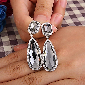 BriLove Wedding Bridal Dangle Earrings for Women Crystal Asscher Cut Elongated Faceted Teardrop Infinity Earrings Grey Black Silver-Tone