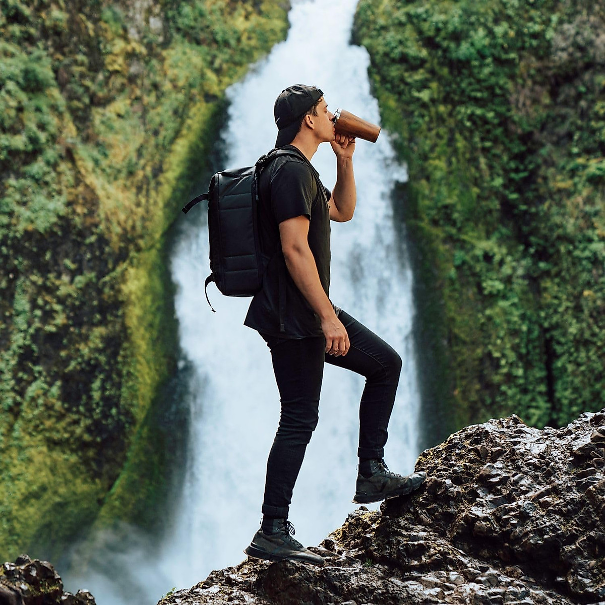 Blue Mate Toddy Vacuum Insulated Tumbler with Lid, 20.8 fl oz (800 ml), Ice White, Stainless Steel Vacuum Insulated Construction Keeps Cold and Hot for Long Times, 2 Stage Locking Lid That Will Not