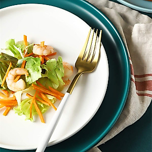 Swuut Matte Ceramic Appetizer Plates 6 Inch,Small Mini Dessert Plates Set of 4,Microwave and Oven Safe Snack,Bread,Butter Dessert,Pie,Cake Plates Cat Dishes(6 inch, White)