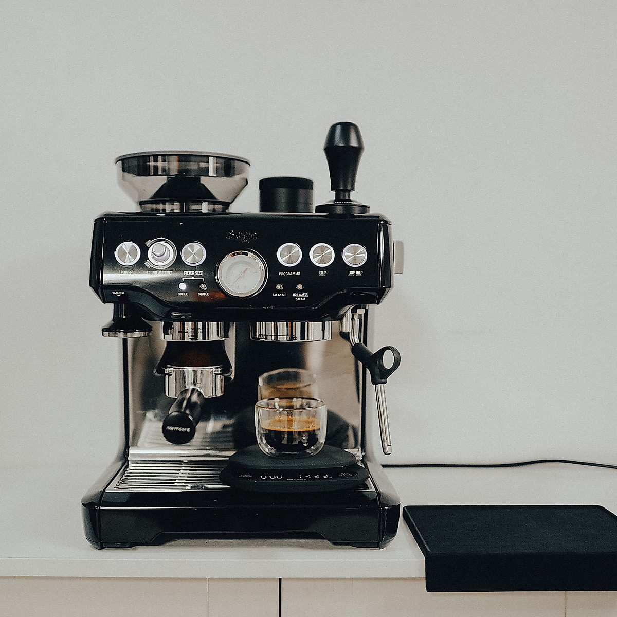 Normcore 54mm Bottomless Portafilter | Bottomless Naked Portafilter | Filter Basket Included | Fits Breville Barista Express and 54mm Breville Machines, Black