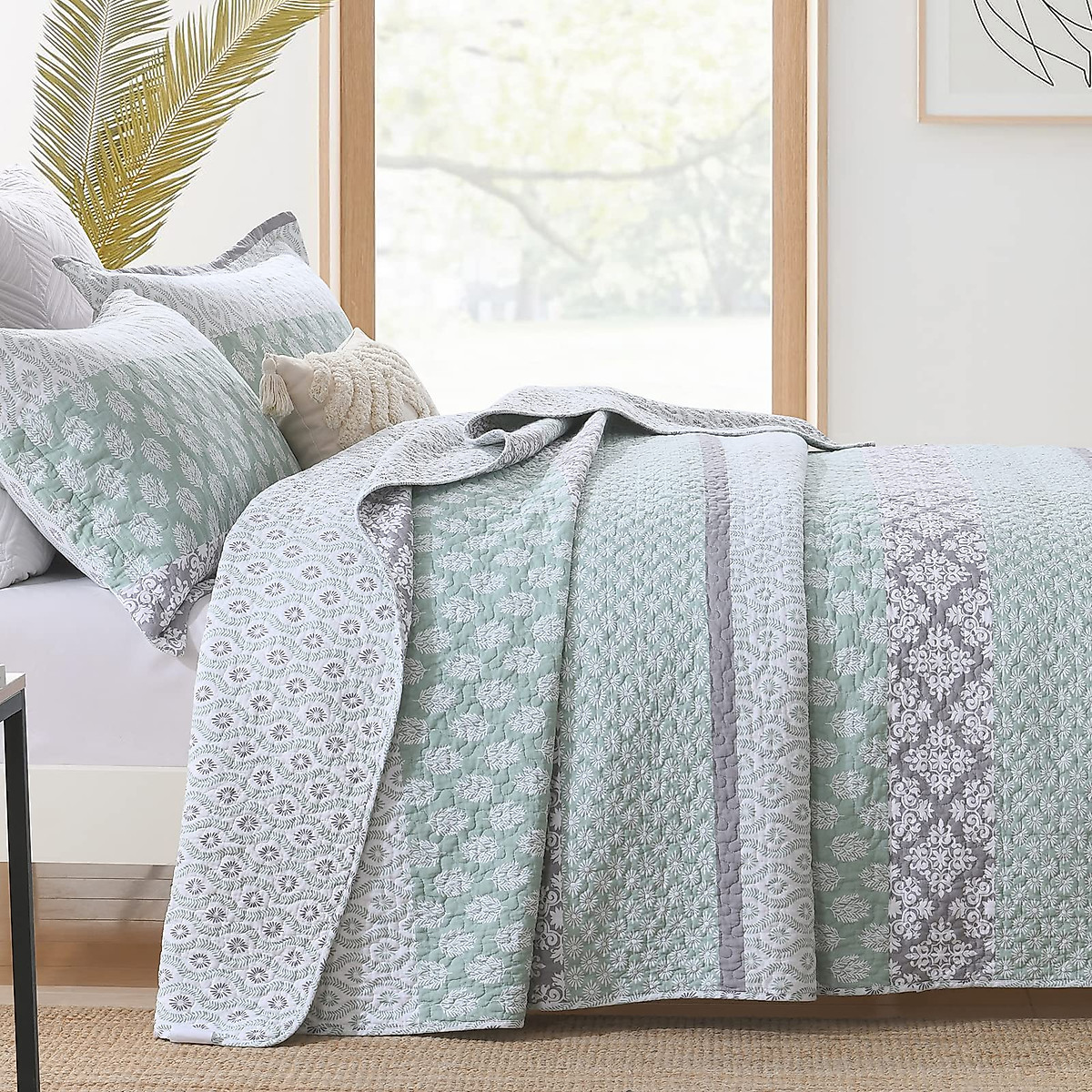 PERHOM Queen Size Quilt Set - 100% Long-Staple Cotton Floral Quilt, Reversible Patchwork Lightweight Comforter Bed Spread for All Season, Green/Gray