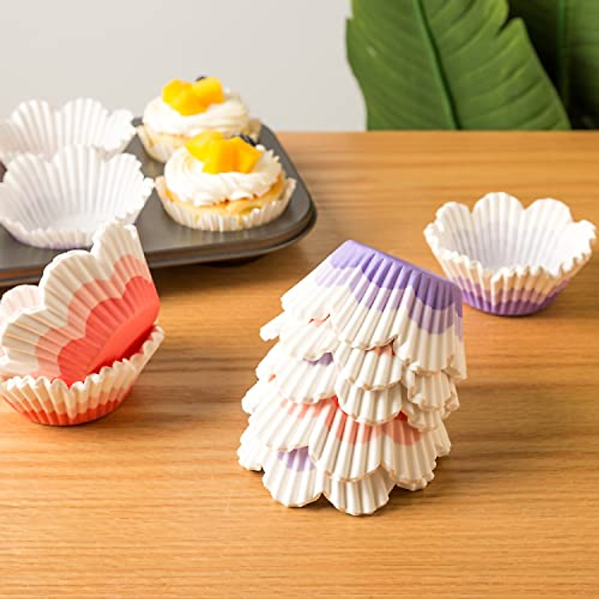 Barry's Home Standard Size Baking Cups, No Smells Rainbow Cupcake Liners, Paper Grease Proof Petal Muffin Wrappers, Pack of 192 (Strawberry Ice & Lavender)