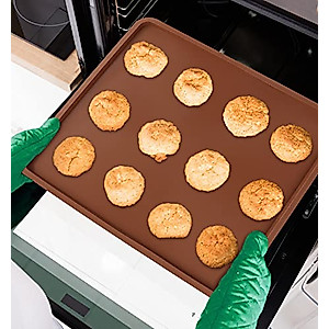 4 PCS Silicone Dehydrator mats with Edge, Fruit Roll Sheet Compatible with Cosori CP267-FD & Magic Mill, BPA-Free Silicone Tray Liners for Fruit Leather, Vegetables, Meat, Herbs and Liquid