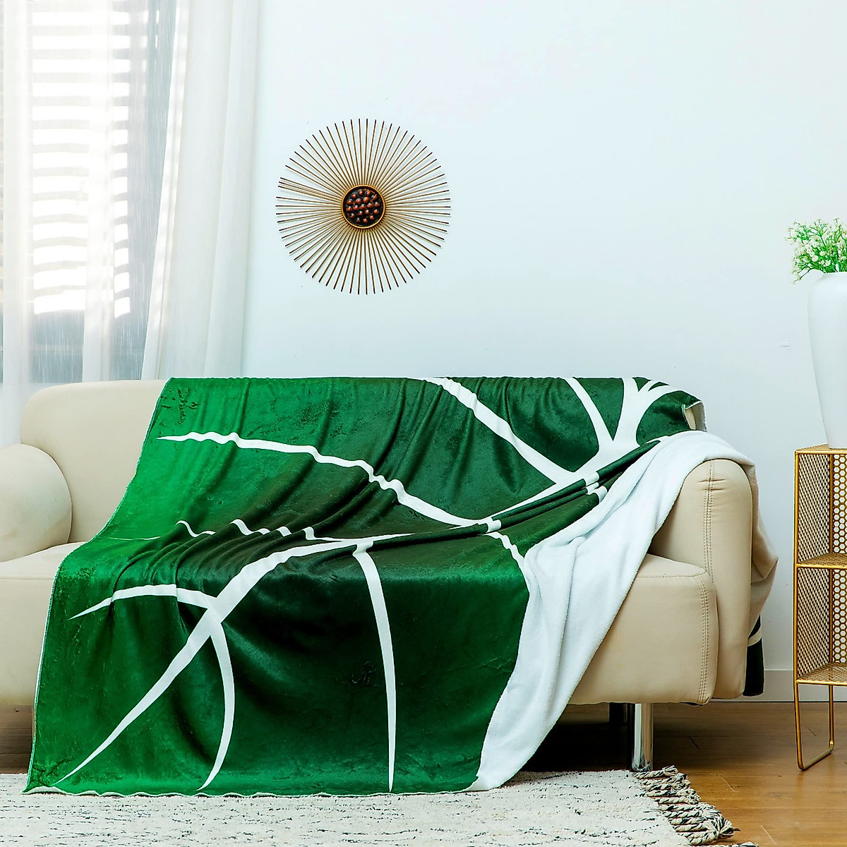 Leaf Blanket Green Plant Kids Throw Blankets Soft Plush Flannel Throw Decorative Leaves Design for Children Bed Couch and Sofa