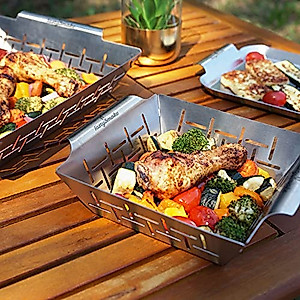 tastysmoke® Premium stainless steel grill basket usable as vegetable basket, fish grill basket and grill tray - universally applicable and particularly durable grill pan for the grill - the ideal grill accessory (Medium Basket)