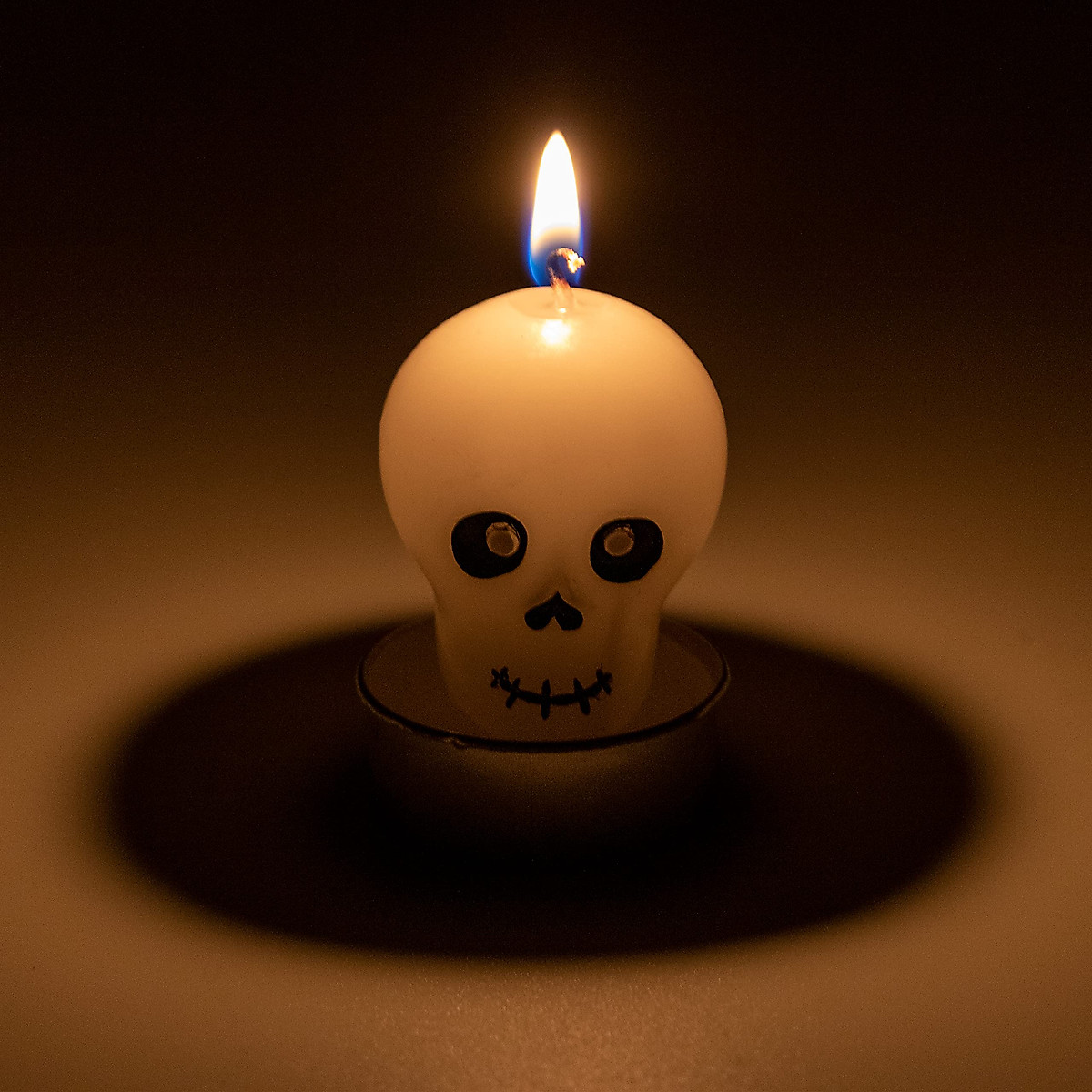 GiftExpress 12 Pcs Halloween Candles 6 Styles, Smokeless Unscented Tealight Candles for Halloween Decoration, Halloween Party, Ghost, Witch, Skull, Jack O Lantern Pumpkin Candles