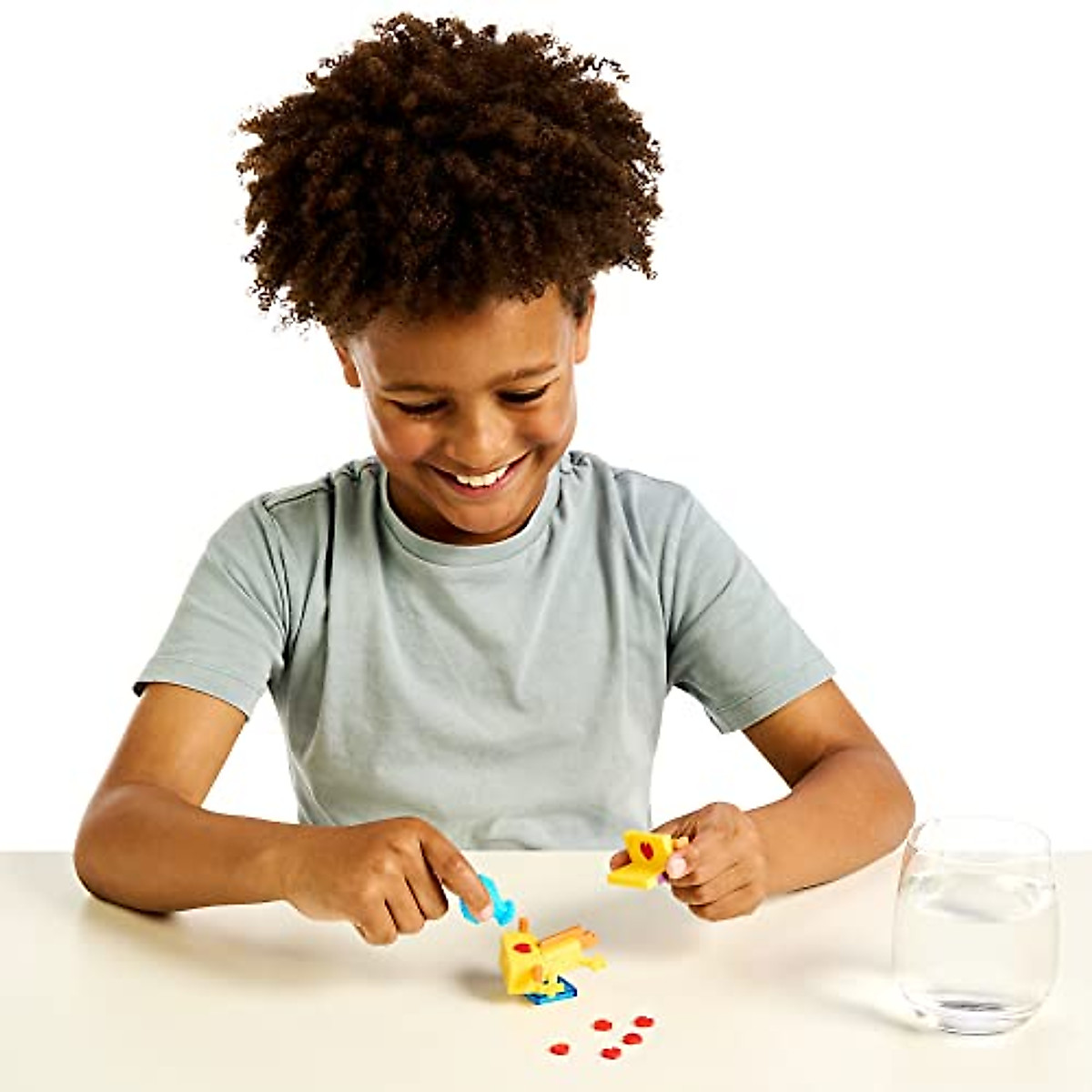 Treasure X Minecraft Sand & Sea. Overworld Minecraft Character. Mine, Discover & Craft with 10 Levels of Adventure & 12 Mine & Craft Characters to Collect - Styles May Vary