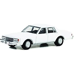 Greenlight 43005-N Hot Pursuit - 1980-90 Chevy Caprice Police Cruiser - White 1:64 Scale Diecast