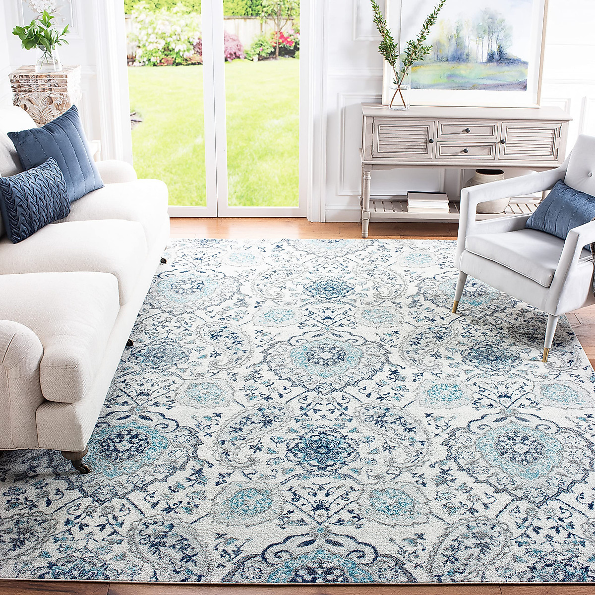 SAFAVIEH Madison Collection 8' x 10' Cream / Light Grey MAD600C Boho Chic Glam Paisley Non-Shedding Living Room Bedroom Dining Home Office Area Rug