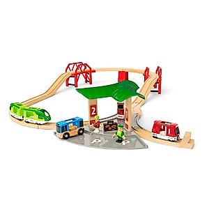 BRIO World - 33627 Travel Station Set | 25 Piece Train Toy with Accessories and Wooden Tracks for Kids Ages 3 and Up