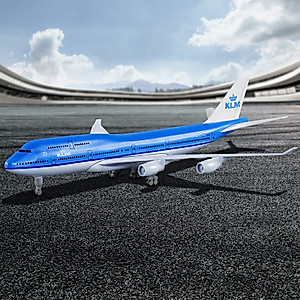 Busyflies 1:300 Scale KLM Dutch Royal Boeing 747 Airplane Models Alloy Diecast Airplane Model
