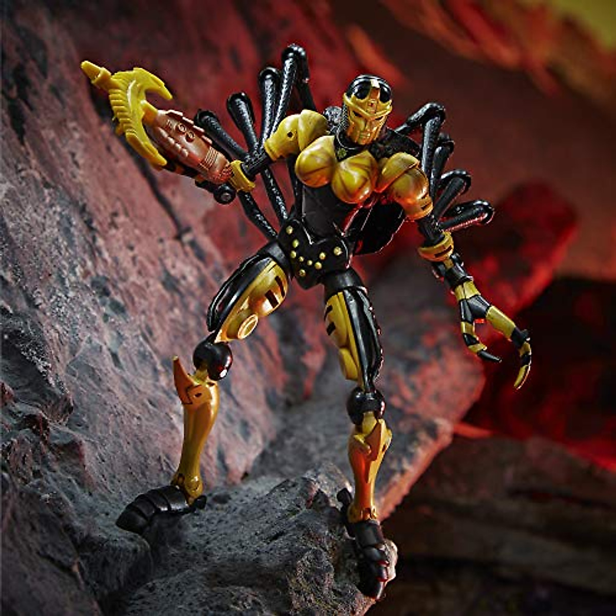 Transformers Toys Generations War for Cybertron: Kingdom Deluxe WFC-K5 Blackarachnia Action Figure - Kids Ages 8 and Up, 5.5-inch