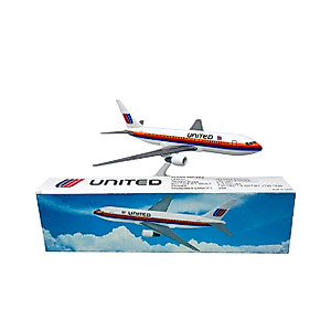 Flight Miniatures United (76-93) 767-200 1:200 Scale - Plastic Snap-Fit Model Airplane - Collectible Replica of United Airlines Aircraft - Part# ABO-76720H-002