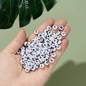 Hudinsun 500Pcs 0-9 Acrylic Number Beads in 12 Grid Box Round Beads for Bracelets Neckless Friendship Jewelry DIY Making (4x7mm Box, White)