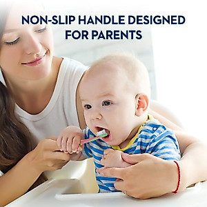 Oral-B Baby Toothbrush Featuring Disney's Pooh, Baby Soft Bristles, 0-3 Years, 1 Count