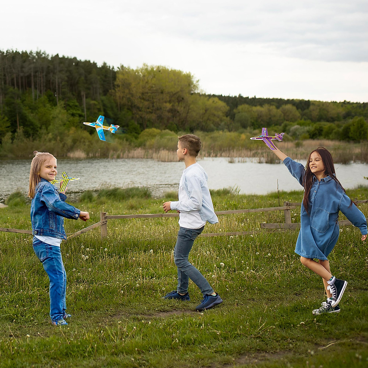 ArtCreativity 24 Pack Glider Fighter Jets 3D Puzzle Set - 7 Inch Various Jet Design Schemes - Airplane Theme Party Activity - Great Party Favor, Summer Fun, Gift Idea for Boys and Girls