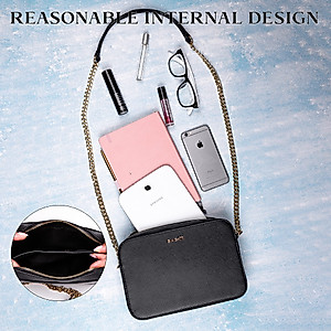 Elegant Faux Leather Crossbody Purse Bag For Women - Over The Shoulder Small Crossbody Purse - Women's Jet Set Cross Body Bag (Green)