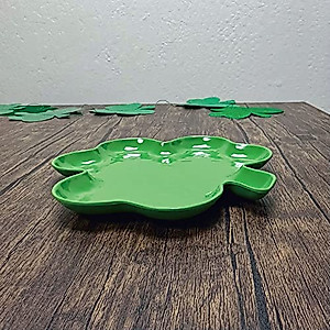 UPware 11.25 Inch Shamrock Shaped Plate Melamine Dinner Salad Plate for St. Patrick's Day Party (Shamrocks)