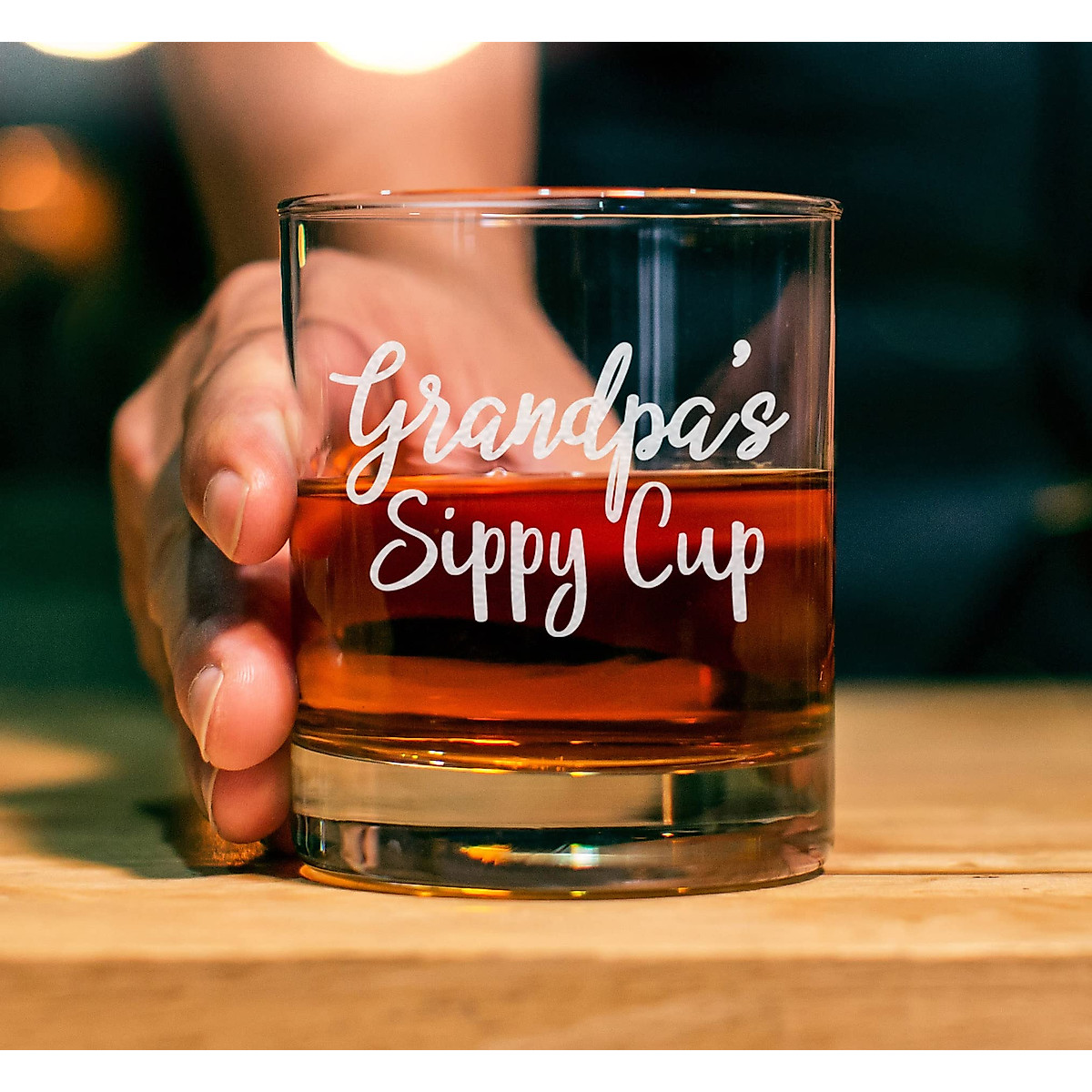 CARVELITA Grandpa's Sippy Cup Whiskey Glass - 11oz Engraved Old Fashioned Bourbon Rocks Glass - Grandpa Gifts - Gifts For Grandpa - Funny New Grandpa Gifts - Papa Gifts - Grandpa Juice Glass