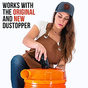 Single patented Dustopper High-Flow 90-Degree Sweep Elbow for 2-1/2" vacuum hoses, improves air flow of any system