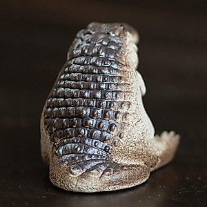 oldqyou Tea Pet Creative Alligator Decor Ornament Figurine Handmade Ceramic,Chubby Crocodile,Tea Pet Mini Cute Statue Living Room Desk Pet Tea Table Decor Tearoom Gifts (Crocodile-c 1PCS)