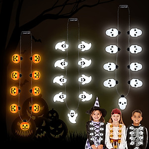 Halloween Necklaces Accessories, 3Pcs Halloween Light Up Necklace, Halloween Pumpkin Skull Ghost Glow Necklaces, 3D Light Halloween Party Favors Necklaces for Trick or Treat Halloween Decorations