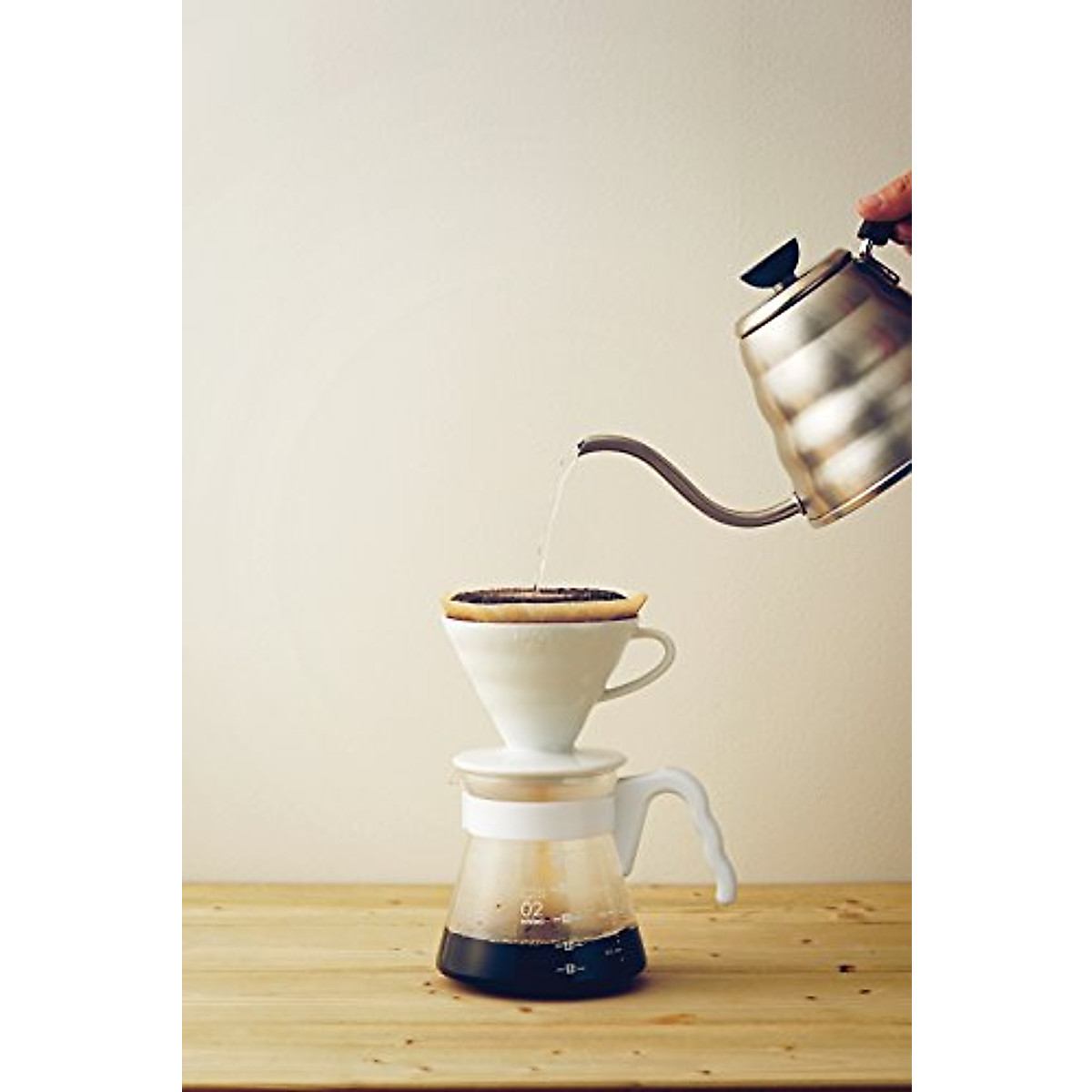 Hario V60 Paper Coffee Filter, Size 02, Natural, 200ct