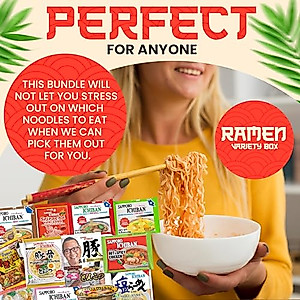 FOODIE BOXX Japanese Instant Ramen Noodles Variety Pack with Cookies & Chopsticks (Japanese)