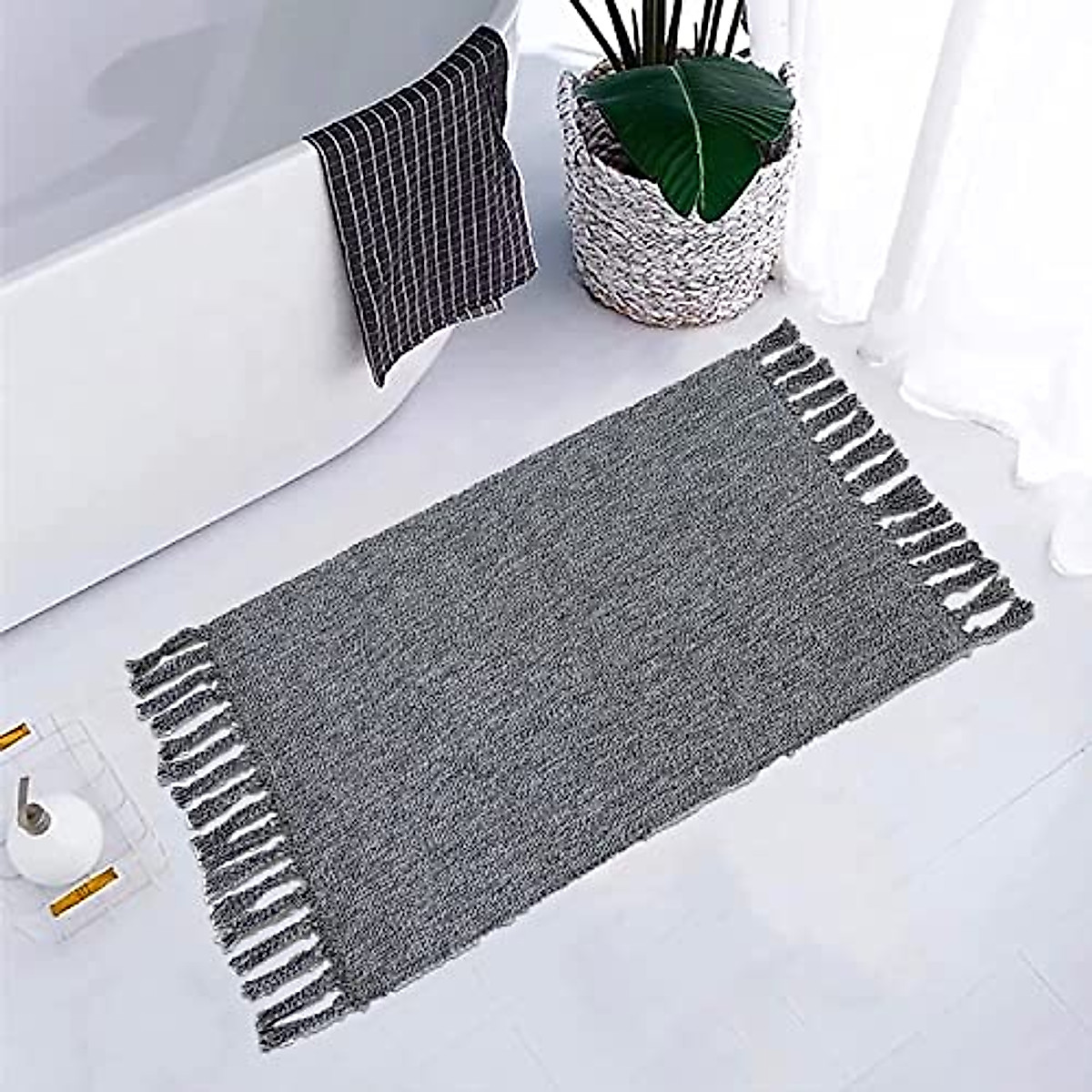 JE JOUE Boho Bathroom Rug 2'x3' Black，Hand Woven Tassel Solid Color Area Rug, Washable Bedroom Runner mat for Laundry Kitchen Outdoor Bathroom Dorm entryway