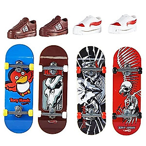 Hot Wheels Skate 2022 - Tricked Out 4 Pack - Exclusive Board and Shoes, Multicolor