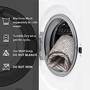 Chardin home 100% Cotton Diamond Rug Fully Reversible - Mat Size 21''x34'', Machine Washable, Greyish Beige & White