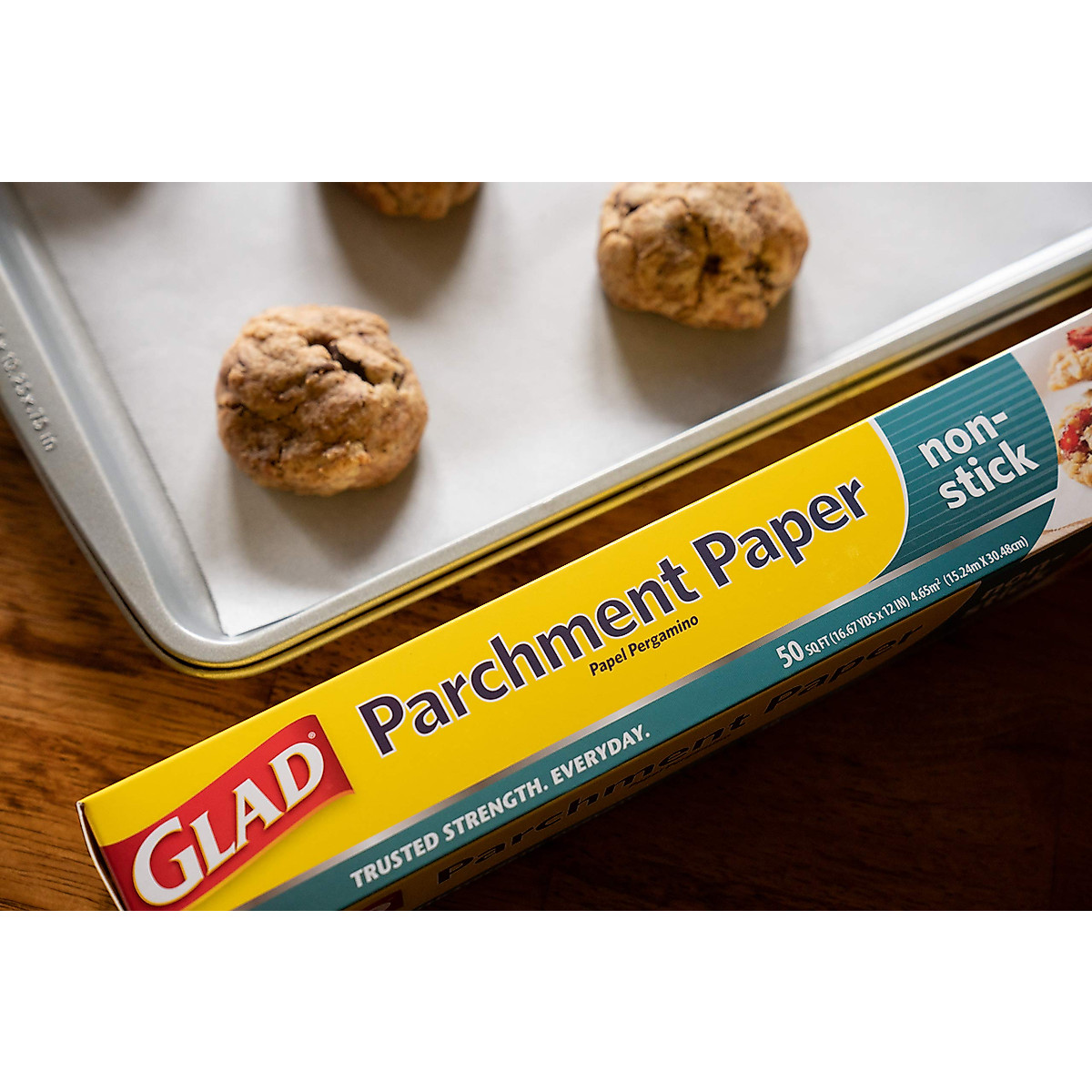 Glad Parchment Paper for Baking | Rolled Parchment Paper for Baking and Food Storage | 50 Square Feet White Parchment Baking Paper from Glad for Everyday Use
