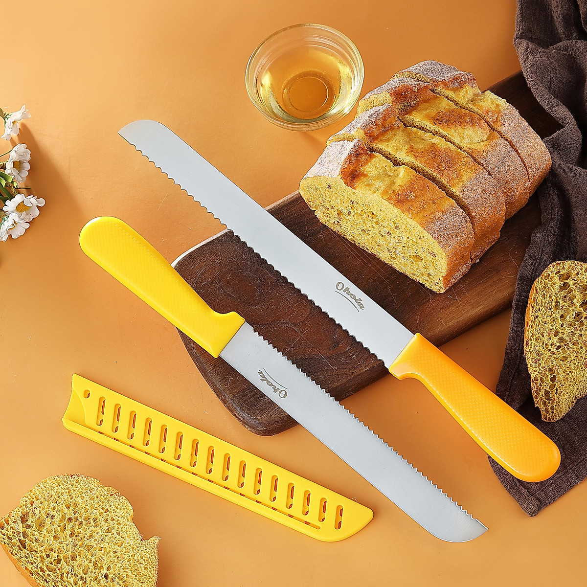 2PCS Bread Knives, Ohola 9 inch Orange Handle Bread Knife & 8 inch Yellow Handle Bread Knife, Serrated Bread Knife Cutter for Slicing Homemade Bread, Bagels, Cake (Matched Knife Sheath Included)