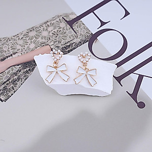 Sttiafay Vintage Pearl Bow Dangle Earrings Pearl Heart Earrings Gold Pearl Bow Stud Earrings Pearl Heart Bridal Earrings Jewelry for Women and Girls