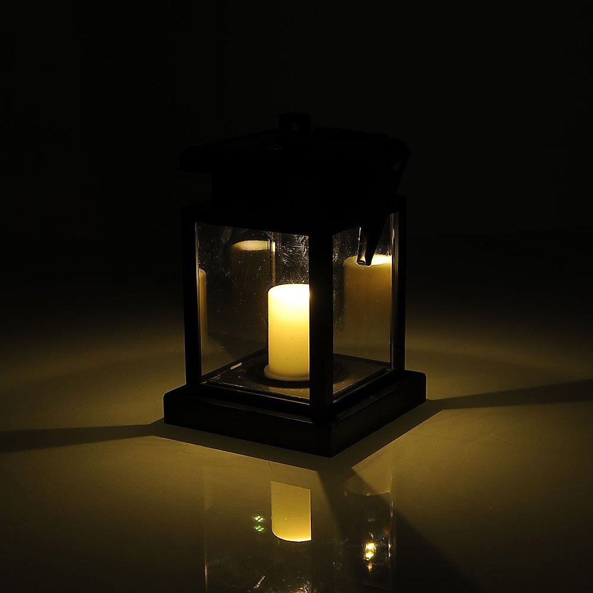 Kyson Solar Power Vintage Latern Candle Twinkle Effect 2 LEDs Outdoor waterproof Hanging Umbrella Garden Pathway Stairs wall Led Lamp Light Pack of 4