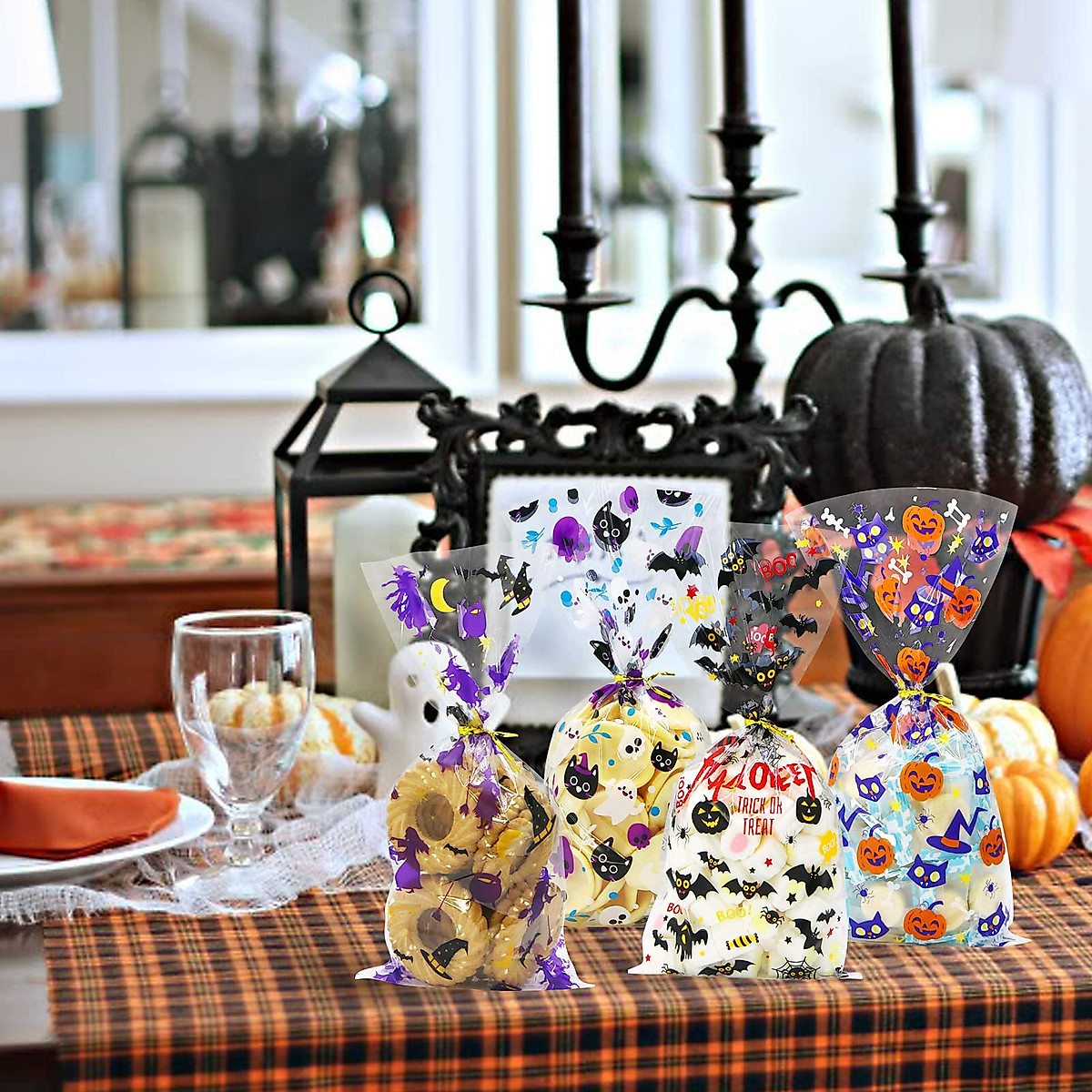 ZMCINER 120PCS Halloween Cellophane Candy Bags, Halloween Treat Bags with Twist Ties for Halloween Party Favor Supplies