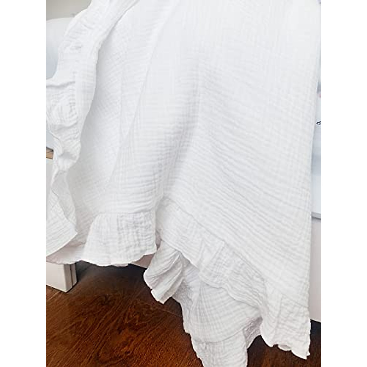 JH-YiSheng Cotton Ruffle Baby Blanket 2layers, Baby Muslin Swaddle Blankets, Infant Toddler Soft Reversible Throw Blanket,Crib Blanket with Solid Color 35 Inchesx35 Inches (White)