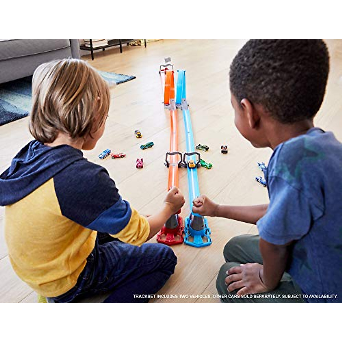 Hot Wheels Double Loop Dash Drag Racing with 2 Vehicles Playset