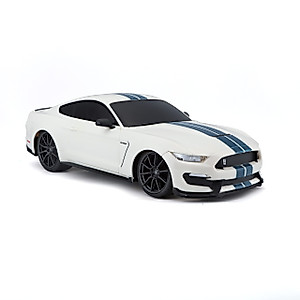 Maisto Tech R/C 1:24 Scale 2.4 GHz 2016 Ford Shelby GT350, White