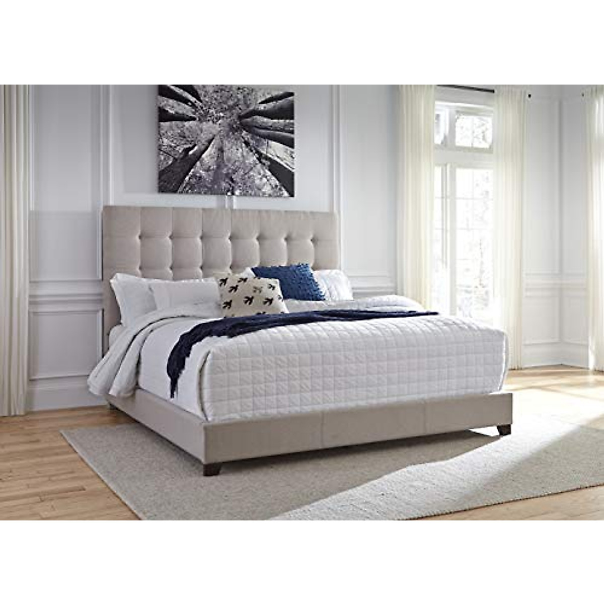 Signature Design by Ashley Dolante Modern Farmhouse Button-Tufted Upholstered Platform Bed, King, Beige