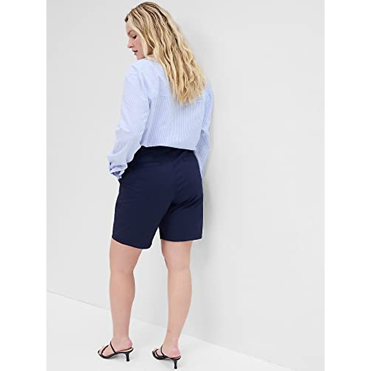 GAP Womens Bermuda Short Tapestry Navy 6