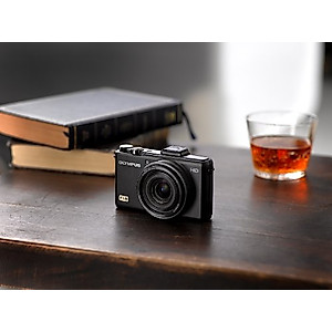 Olympus XZ-1 10 MP Digital Camera with f1.8 Lens and 3-Inch OLED Monitor (Black) (Old Model)