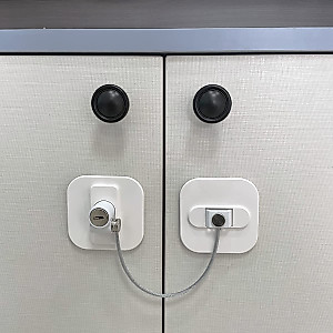 U/D SAIRUIDIPU Refrigerator lock with key, Fridge Lock with Adhesive tape, Child safety lock for cabinets (White, square 1)