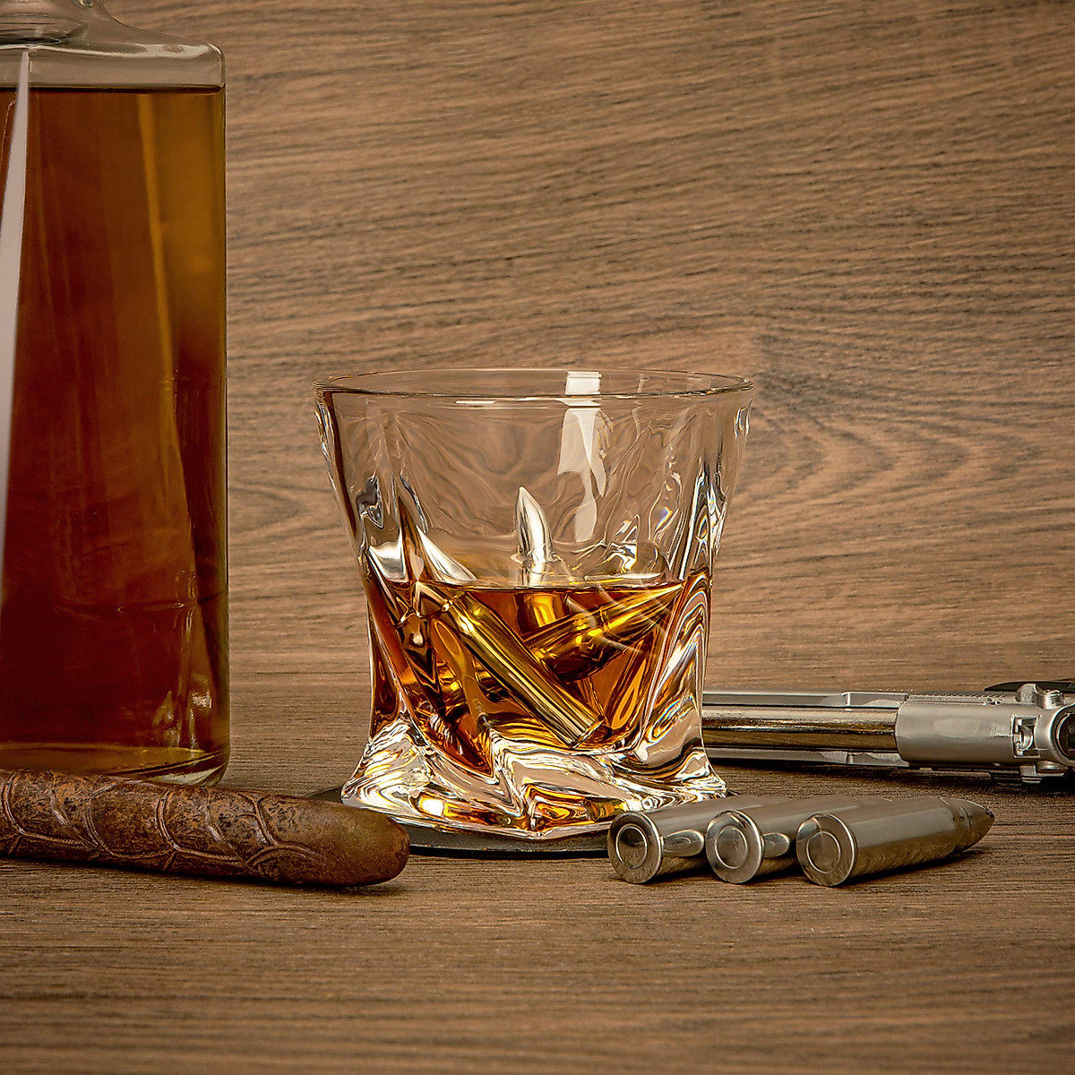 Whiskey Bullet Stones, Stainless Steel Whisky Rocks, Reusable ice cube Metal Ice, Gifts for Men Dad, Christmas Stocking Stuffer, Whiskey Stones Rocks Bullet Shaped Ice Cubes (Standard Packing)