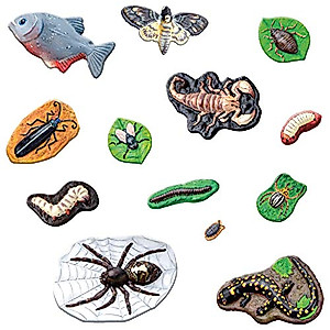 Peachy Keen Crafts Mould and Paint Your Own Creepy Crawlers Craft Set - Make Figurines for Kids to Paint That Glow in The Dark