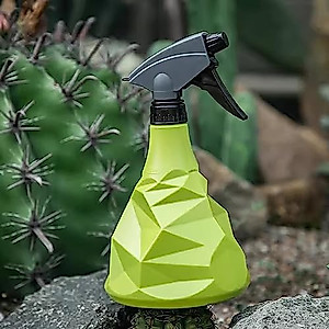 Watering Can Plastic Spray Bottle, Plant Mister, Water Spray Bottle with Adjustable Nozzle, 700ml/23.7oz Handheld Spray Bottles for Outdoor Indoor Garden, Plants, Cleaning Solutions Garden Watering Ca