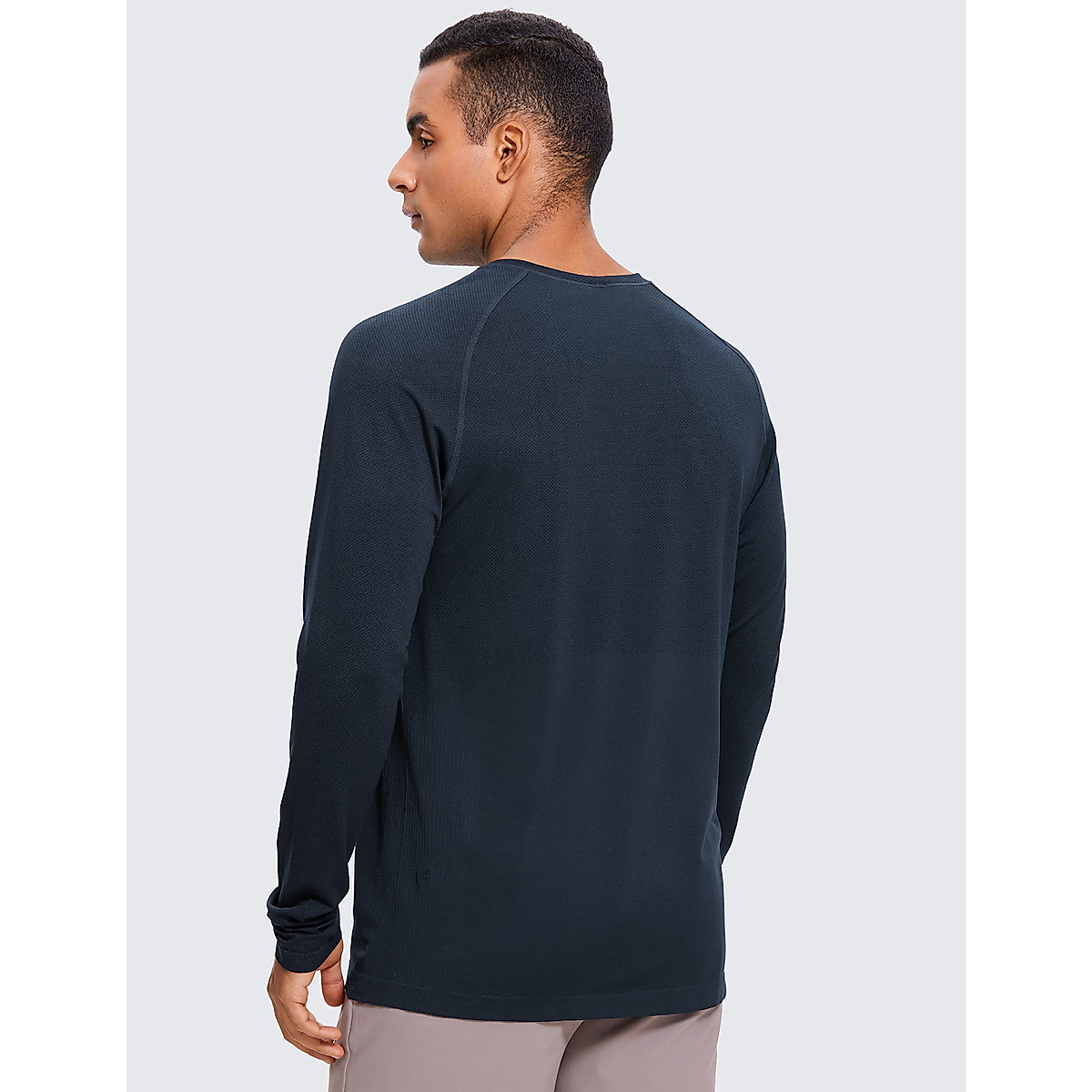 CRZ YOGA Mens Seamless Long Sleeve Tee Shirts Moisture Wicking Workout Athletic Running Shirts Breathable Gym Tops True Navy Heather Large
