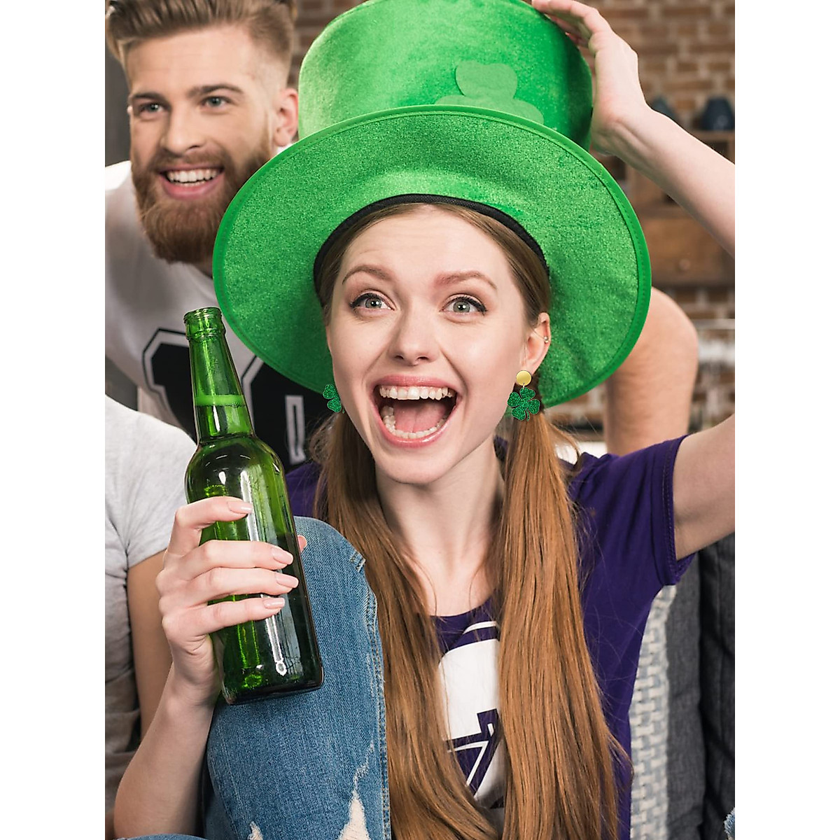 St Patricks Day Earrings Gifts Green Acrylic Shamrock Earrings for Women Sparkly Lucky Irish Earrings Holiday Earrings St Patricks Day Accessories St Patricks Day Shirt Women