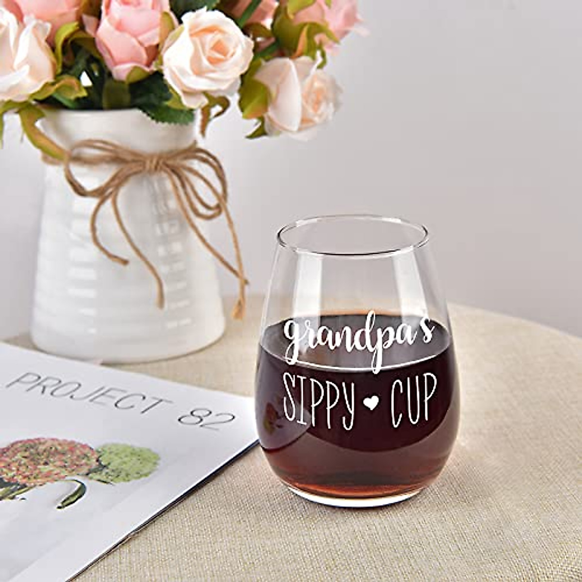 Funny Grandpa Wine Glass Gift, Grandpa’ s Sippy Cup Stemless Wine Glass, Ideal Birthday, Christmas, Father’s Day Gifts for Grandfather, New Grandpa, Grandpa to be from Wife Grandchildren Son, 15Oz