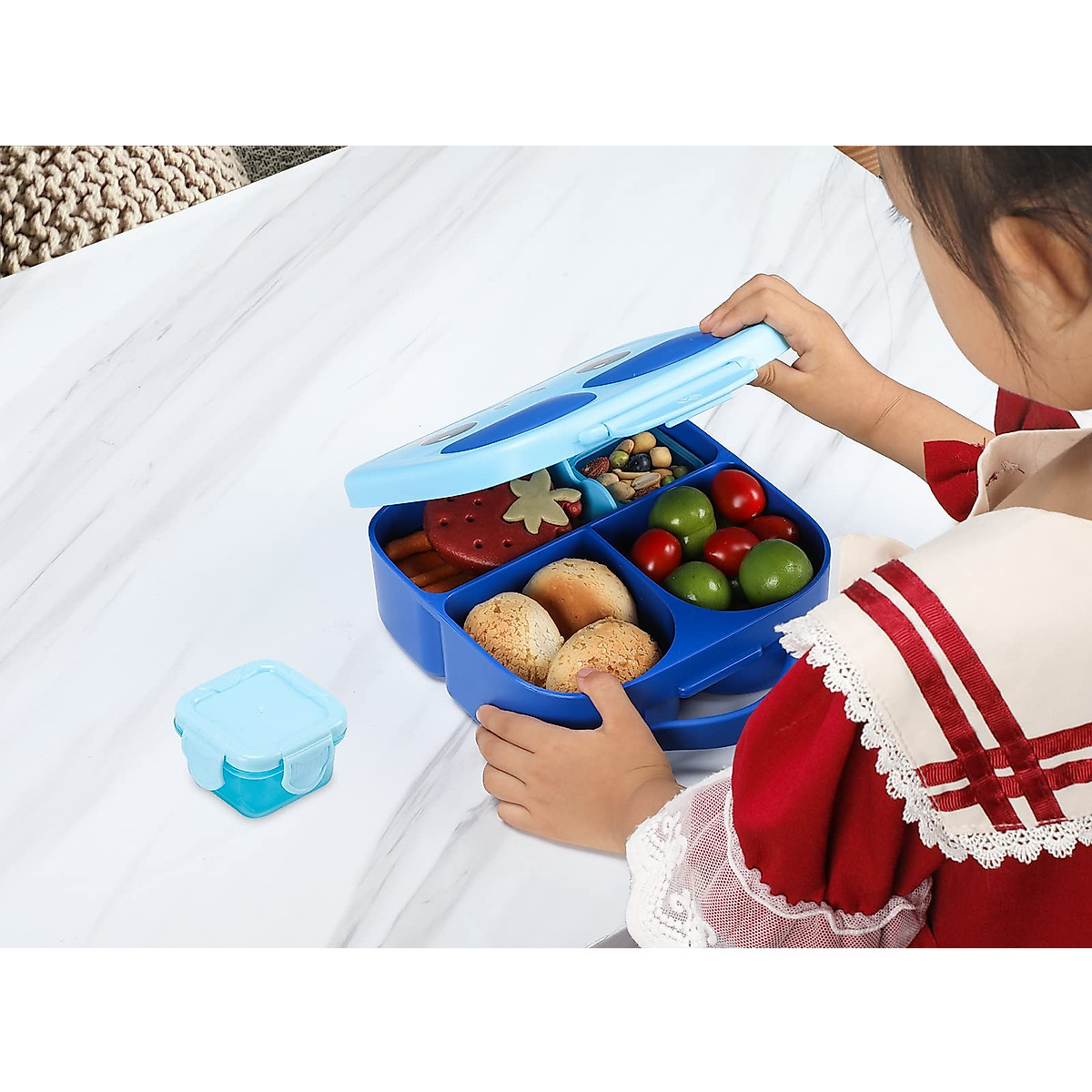 TWOKIWI Bento Lunch Box for Kids - Lunch Containers - Kids Lunch Box with 4 Compartments Includes Sauce Jar & Removable Divider, Durable, BPA-Free, Food-Safe Materials (Blue)